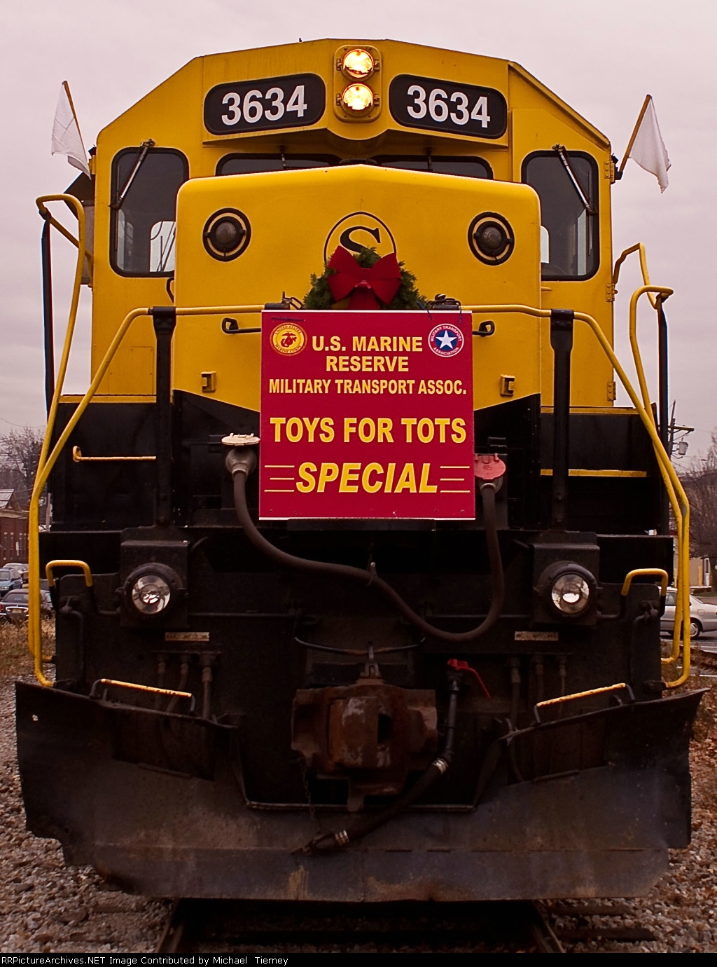 NYSW SD45 3634 on the Toys For Tots Train